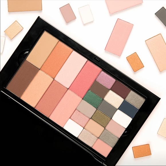 Mary Kay | Makeup | Mary Kay Chromafusion Eye Shadow 5oz | Poshmark